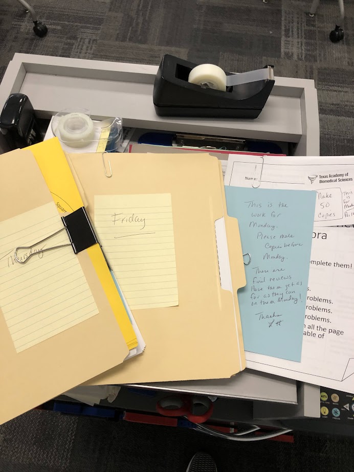 Teacher Hack: Using File Folders for More Than Filing! – Time Flies Edu